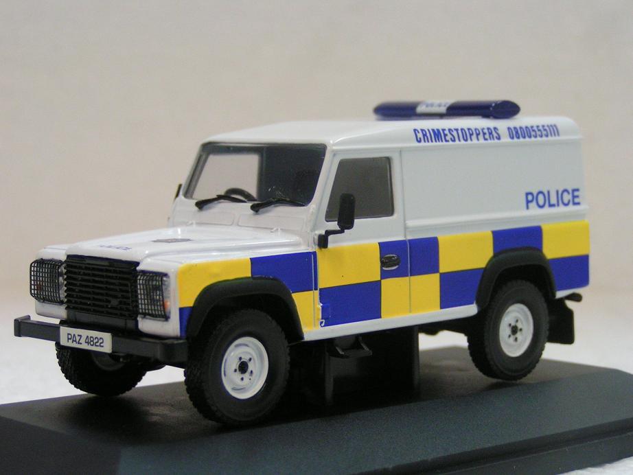 Land Rover Defender Police Service of Northern Ireland - Planet Passions